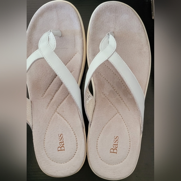 Bass | Shoes | Bass Cape Cod Sandals White 9m New | Poshmark
